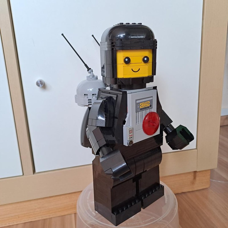 LEGO MOC Big Classic Spaceman Black with Booster Brick Build by dirk81 ...