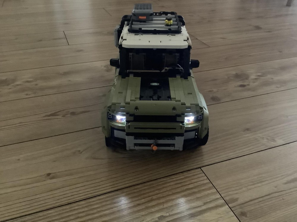 LEGO MOC Lights for Defender (42110) by JKRebrick | Rebrickable - Build ...