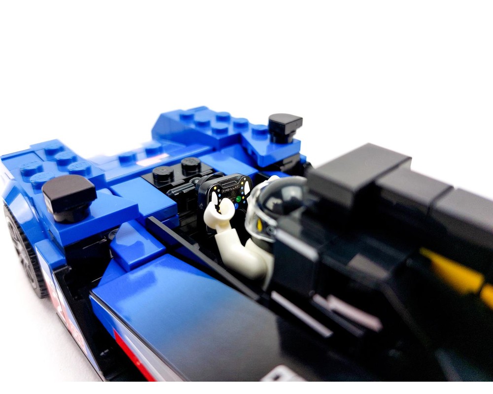 Lego Moc Cadillac V Seriesr 2 By Sfhbricks Rebrickable Build