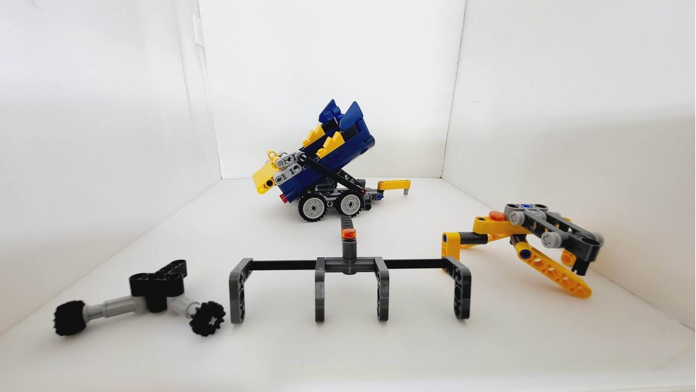 Lego Moc Tracked Tractor By Smudge Rebrickable Build With Lego
