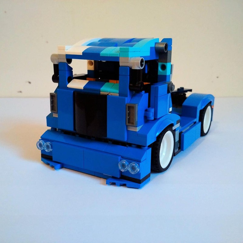 LEGO MOC 31070 Race Truck by pynchomas | Rebrickable - Build with LEGO