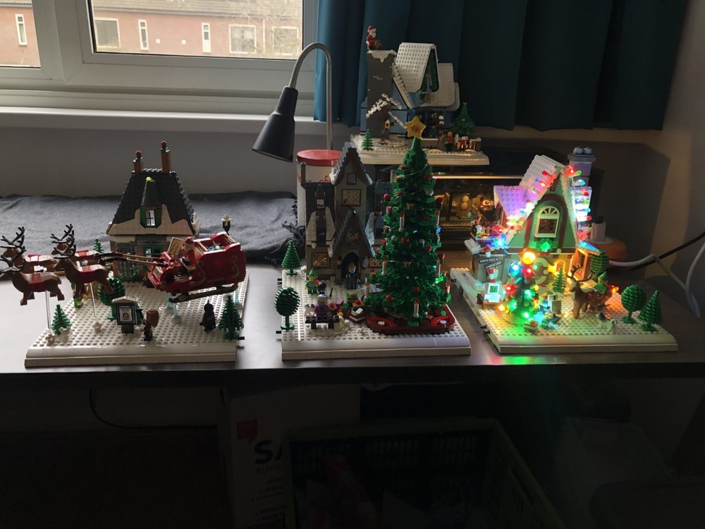 LEGO MOC "Wireless connect" power cables in a MILS-plate by ...