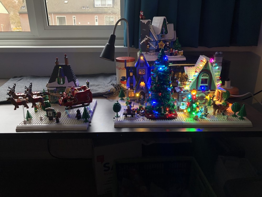 LEGO MOC "Wireless connect" power cables in a MILS-plate by ...