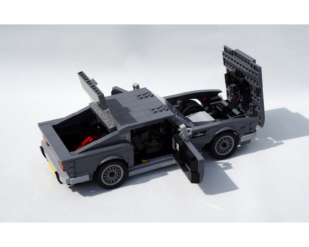 LEGO MOC 007 James Bond’s 1987 Aston Martin V8 Vantage by Paulmanaitor ...