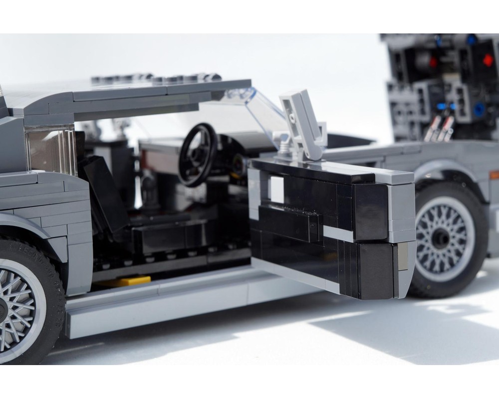 LEGO MOC 007 James Bond’s 1987 Aston Martin V8 Vantage by Paulmanaitor ...