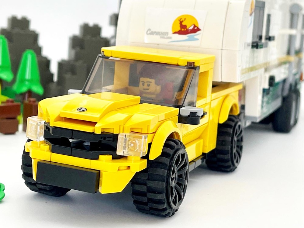 LEGO MOC Toy Tundra & Fifth Wheel Camper by IBrickedItUp | Rebrickable ...