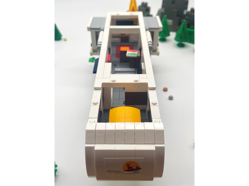 LEGO MOC Toy Tundra & Fifth Wheel Camper by IBrickedItUp | Rebrickable ...