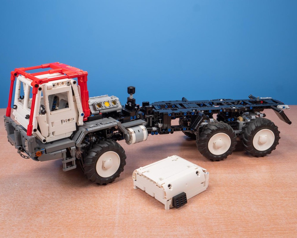 LEGO MOC Foremost Delta 6x6 (Manual Version) by Nico71 | Rebrickable ...