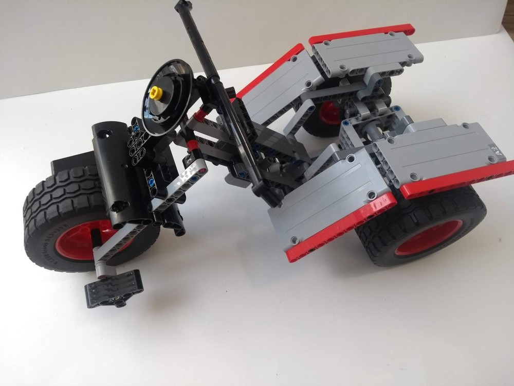 LEGO MOC 42082 Alternate: Tricycle by michaelslegostudio | Rebrickable ...