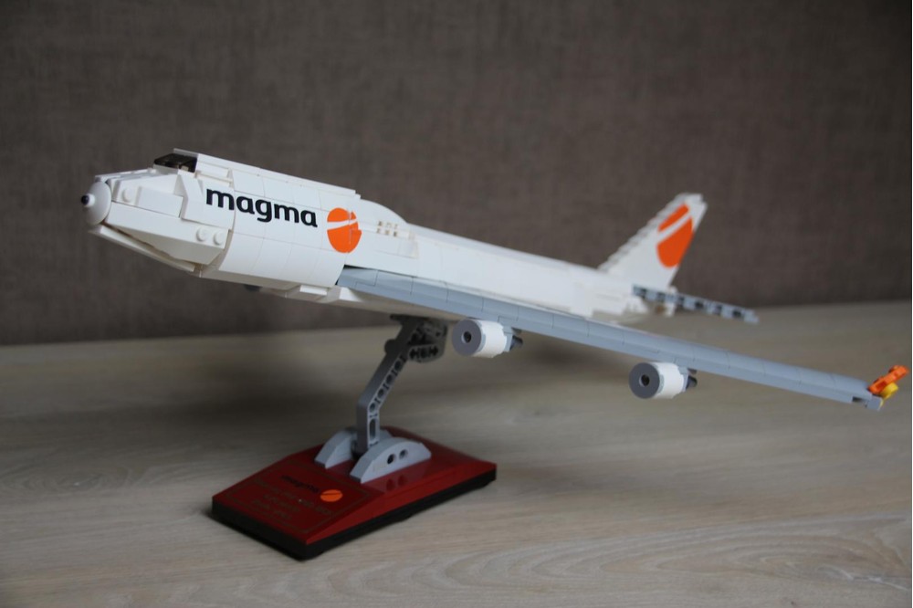 LEGO MOC Boeing 747-400 desk model by DKSbricks | Rebrickable - Build ...