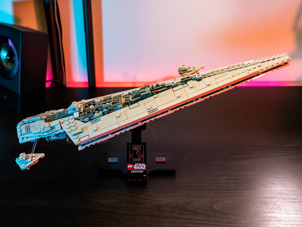 Lego Moc Executor Stand Upgrade By Jmodsbricks Rebrickable Build
