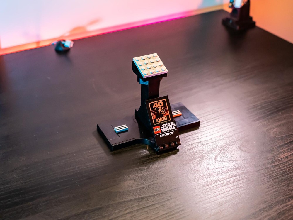 LEGO MOC Executor stand Upgrade by J.Mods.Bricks | Rebrickable - Build ...