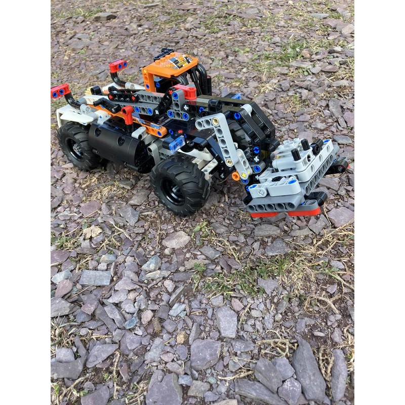 LEGO MOC 42139 Telehandler by YoungBricks | Rebrickable - Build with LEGO