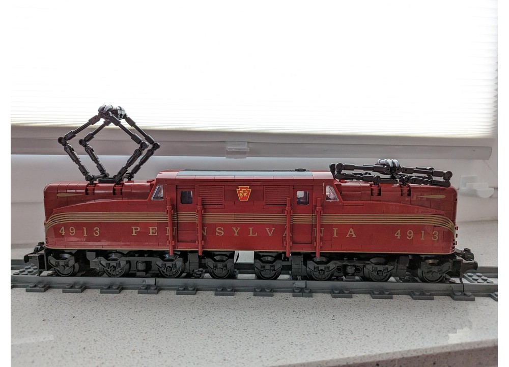LEGO MOC GG1 Black (PRR & Penn Central Color Scheme) by c_bloxx ...