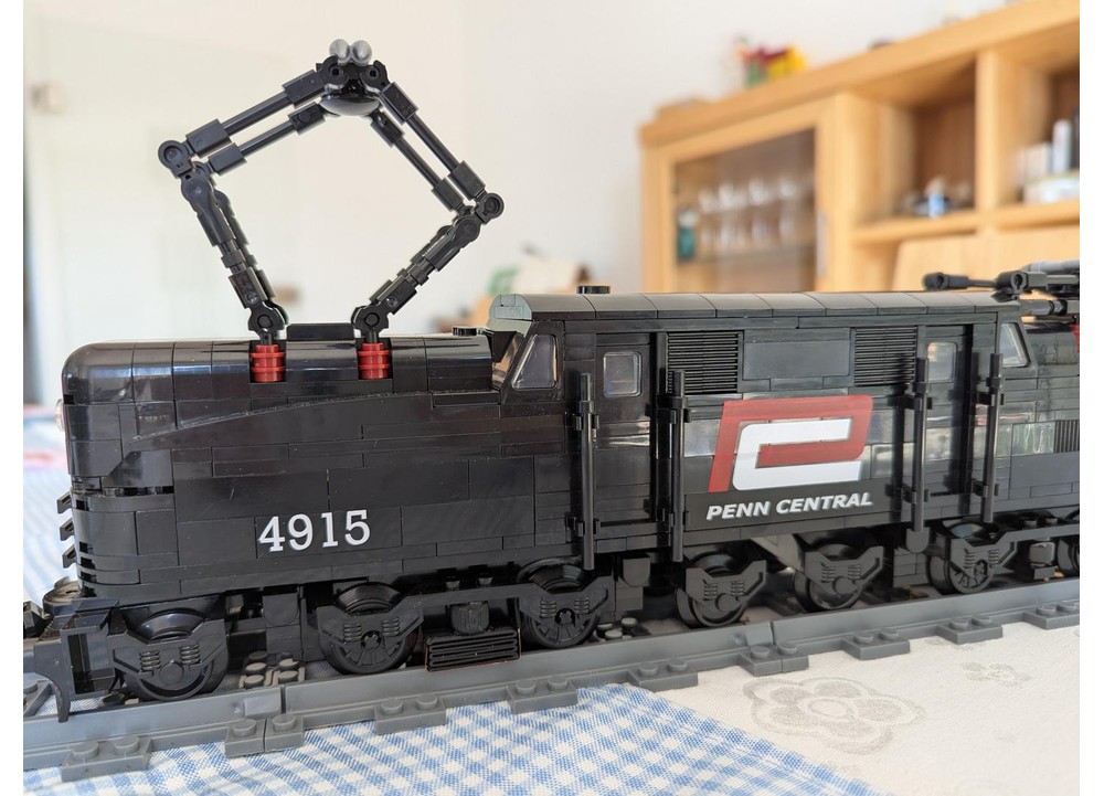 LEGO MOC GG1 Black (PRR & Penn Central Color Scheme) by c_bloxx ...