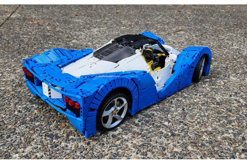 LEGO MOC Billionaire's Hypercar by GrizzlyBearAdams | Rebrickable ...
