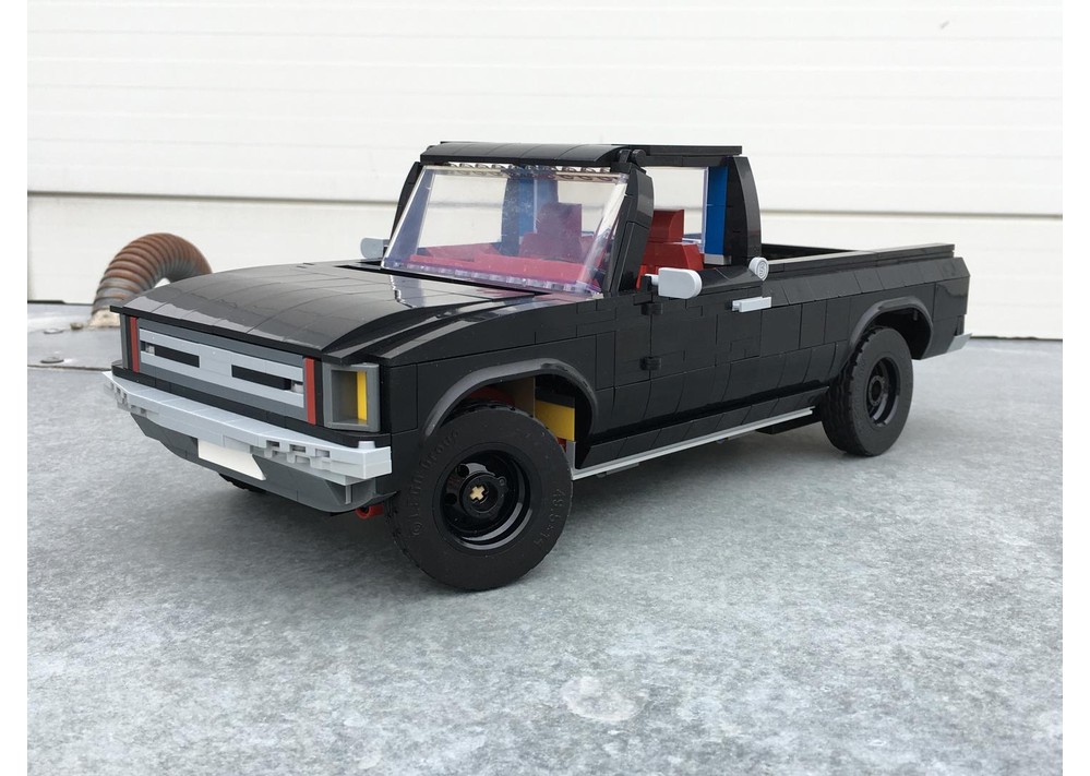 LEGO MOC 10304 Bobcat Pickup by Kirvet | Rebrickable - Build with LEGO