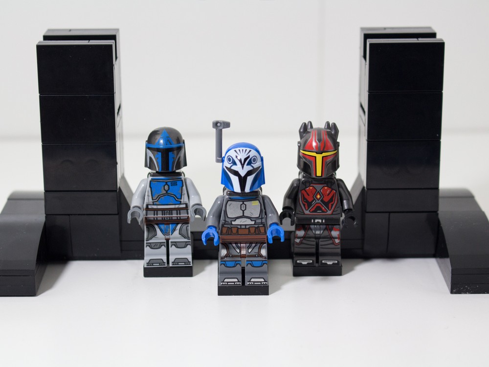 Lego Moc Mandalorian Starfighter Stand By Brikcoder Rebrickable