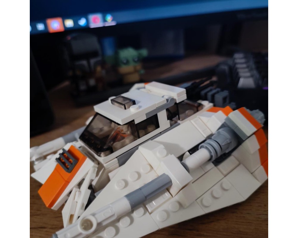 LEGO MOC Snowspeeder by bookworm12 | Rebrickable - Build with LEGO