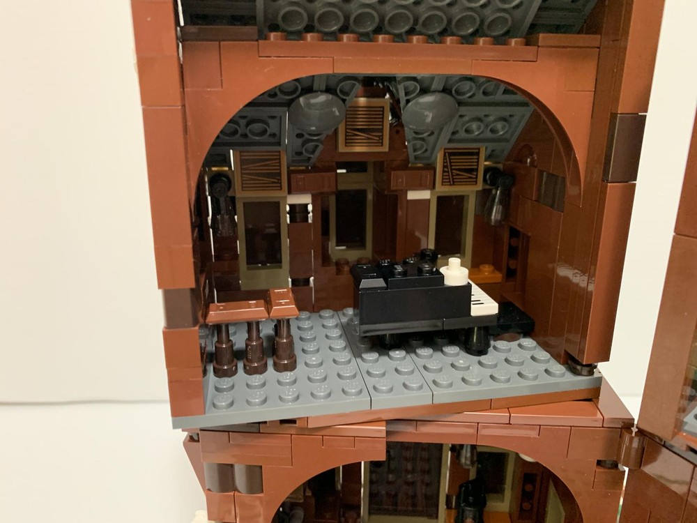 LEGO MOC The Howling Hideout by rykfield | Rebrickable - Build with LEGO