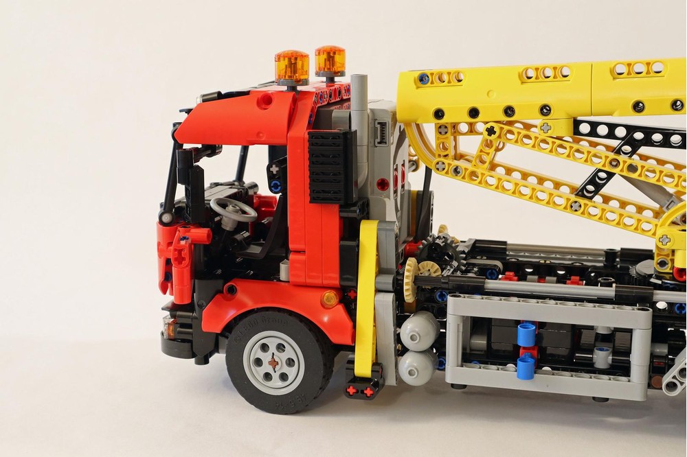 LEGO MOC-149298 Motorized Cherry Picker Upgraded by BrickMan7 ...