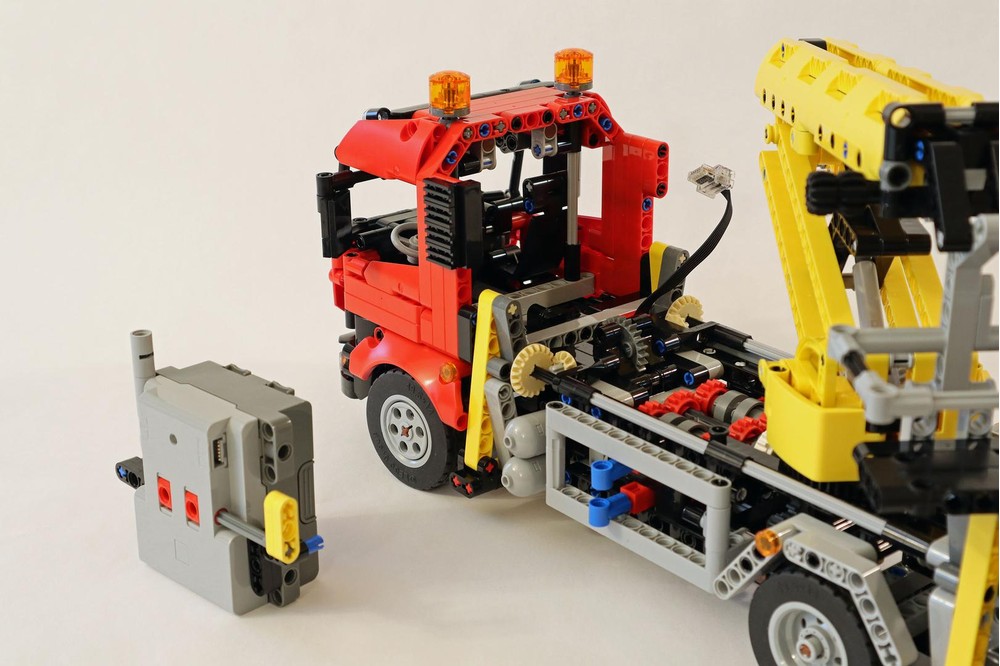 Lego Moc Motorized Cherry Picker Upgraded By Brickman7 Rebrickable