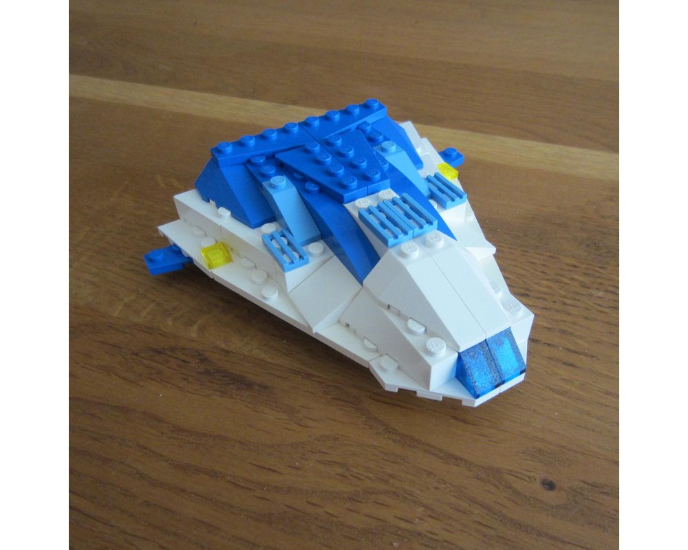 LEGO MOC 4098 Moth cruiser by drosse | Rebrickable - Build with LEGO