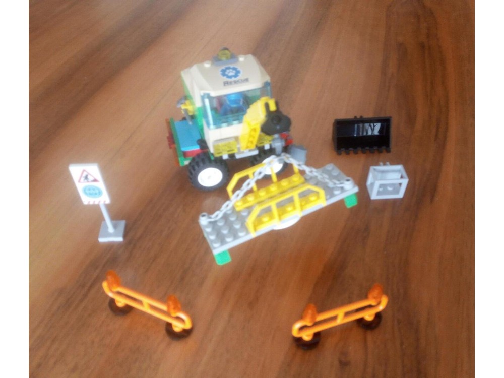 LEGO MOC 60353 Excavator with Construction Site Equipment by Larsagri ...
