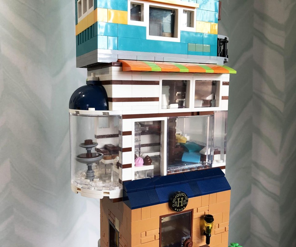 LEGO MOC Candy Shop module for Ball Run Tower by phoester | Rebrickable ...