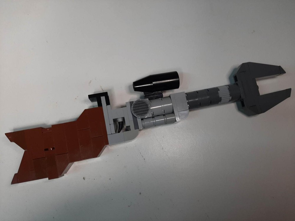 LEGO MOC Maxifigure Mandalorian and his Amban sniper rifle by kementari ...