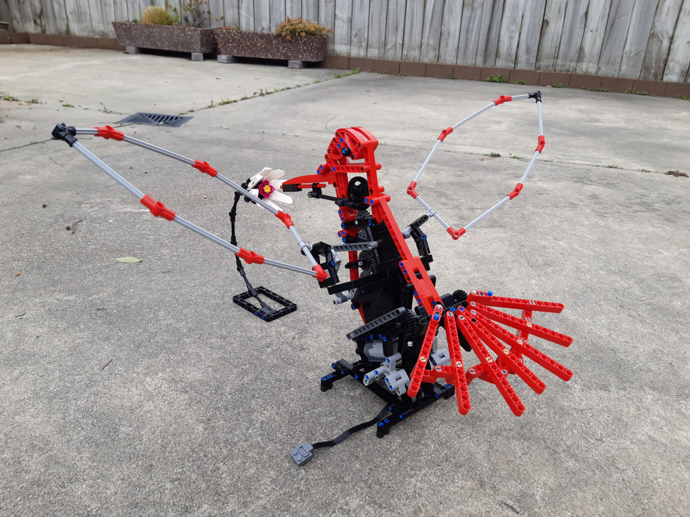 LEGO MOC Mechanical Hummingbird by 3DKiwi | Rebrickable - Build with LEGO