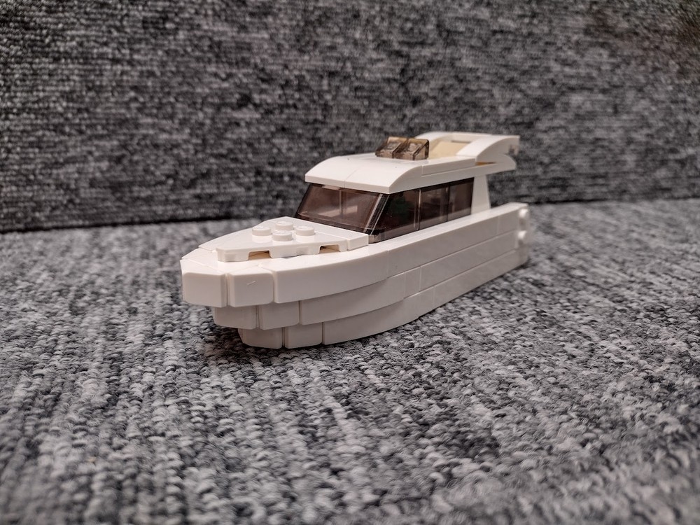 Lego Moc Luxury Yacht By Evilenderman Rebrickable Build With Lego