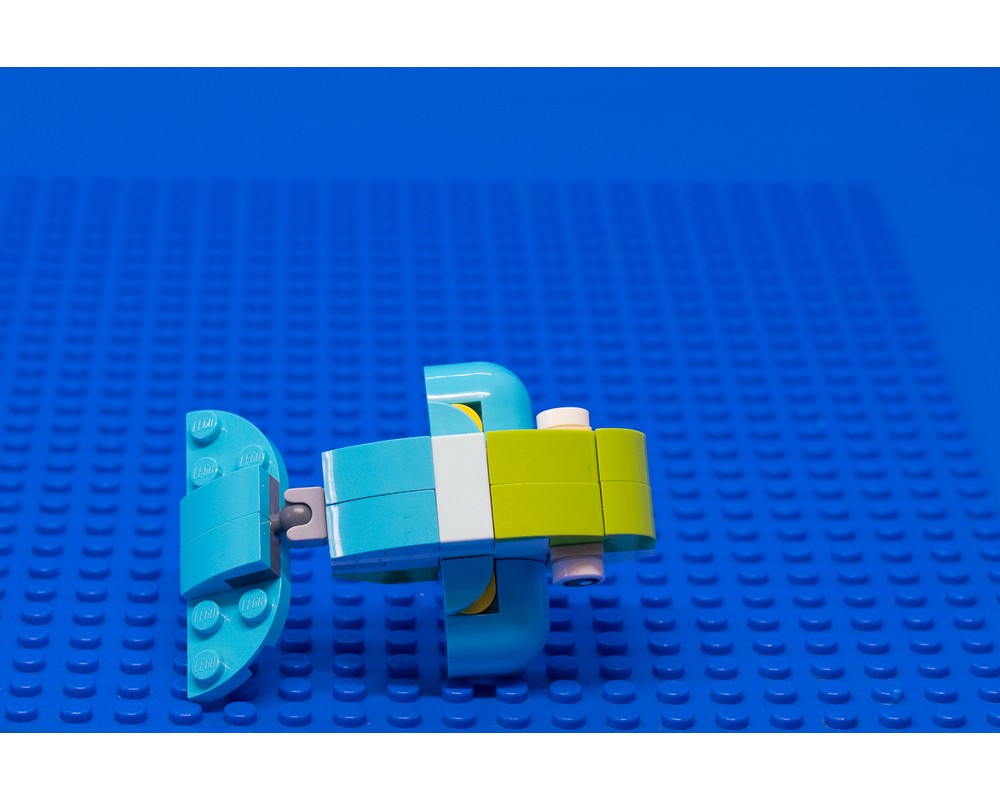 LEGO MOC Fish and Lobster by Rovel | Rebrickable - Build with LEGO