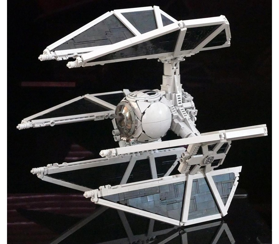 LEGO MOC Tie Defender by Sylyphics | Rebrickable - Build with LEGO