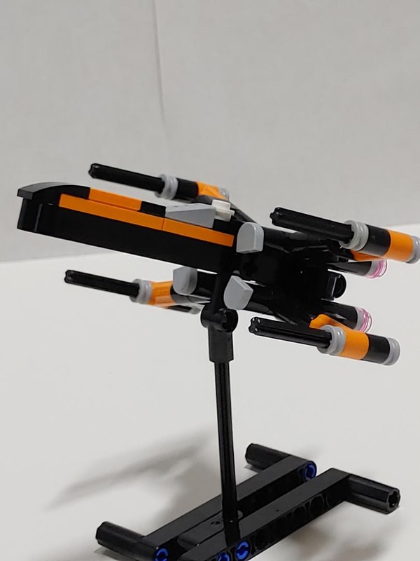 LEGO MOC TECHNIC T70 X WING STARFIGHTER by pins_n_liftarms ...