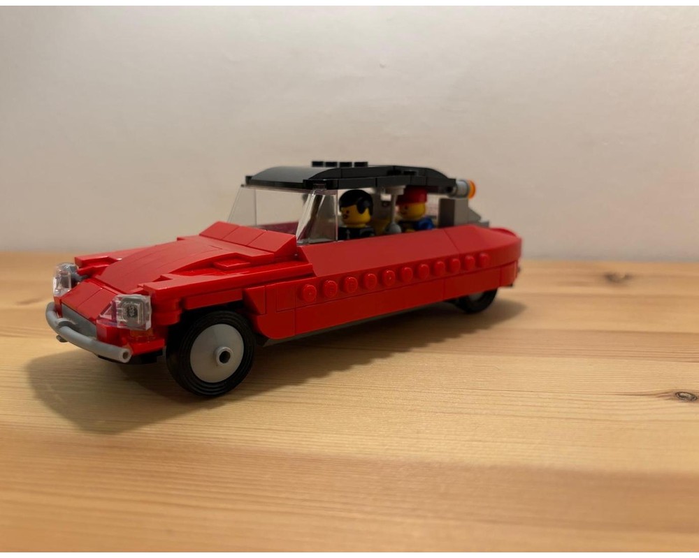 LEGO MOC-150926 Citroen DS 8-wide by wavoak | Rebrickable - Build with LEGO