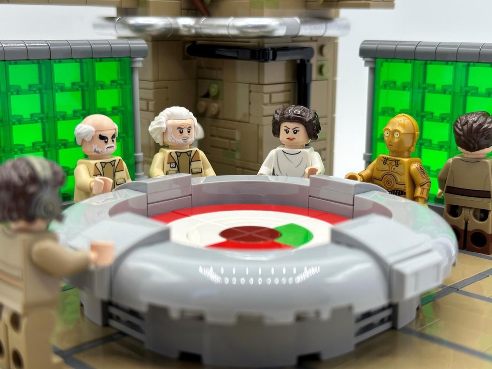 Lego Moc Yavin Iv Rebel Base Strategy Center Diorama Moc By