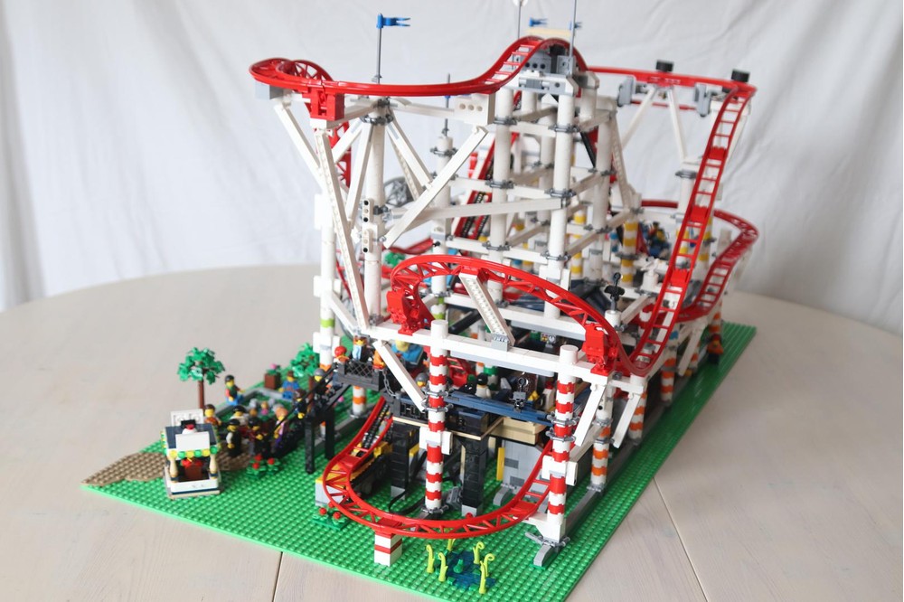Lego Moc Dual Chain Roller Coaster By Bku Rebrickable Build With Lego