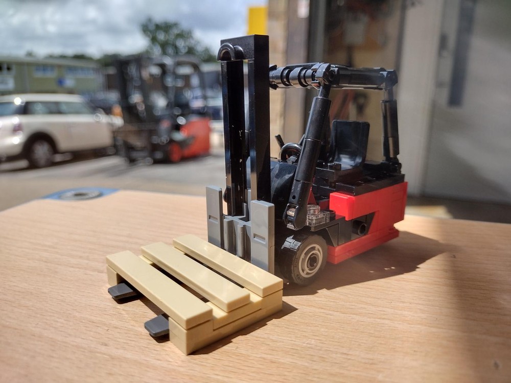 Lego Moc Electric Forklift By Evilenderman Rebrickable Build With Lego