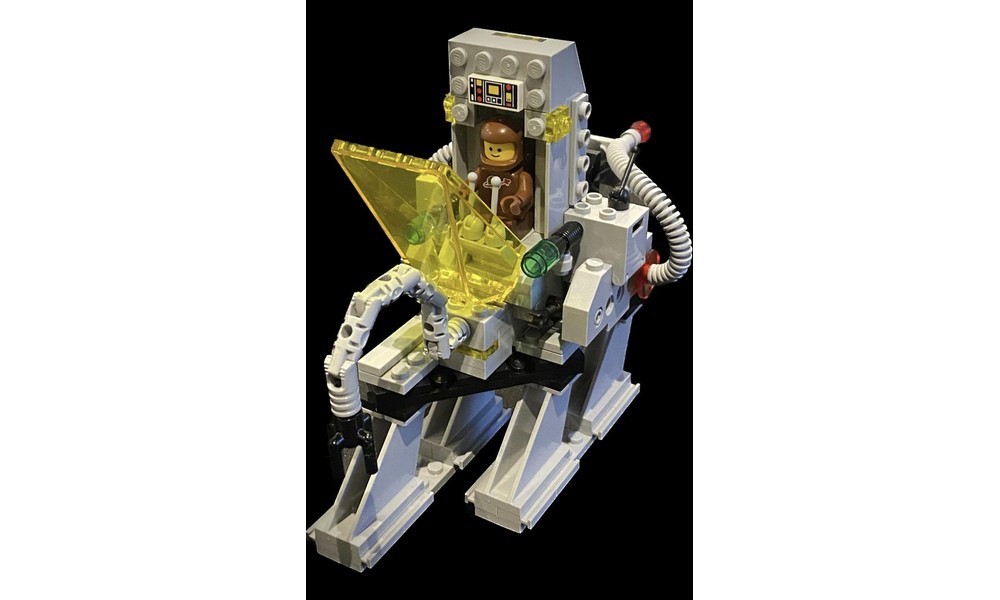 LEGO MOC Classic Space Reimagined: Walking Astro Grappler (6882) by ...