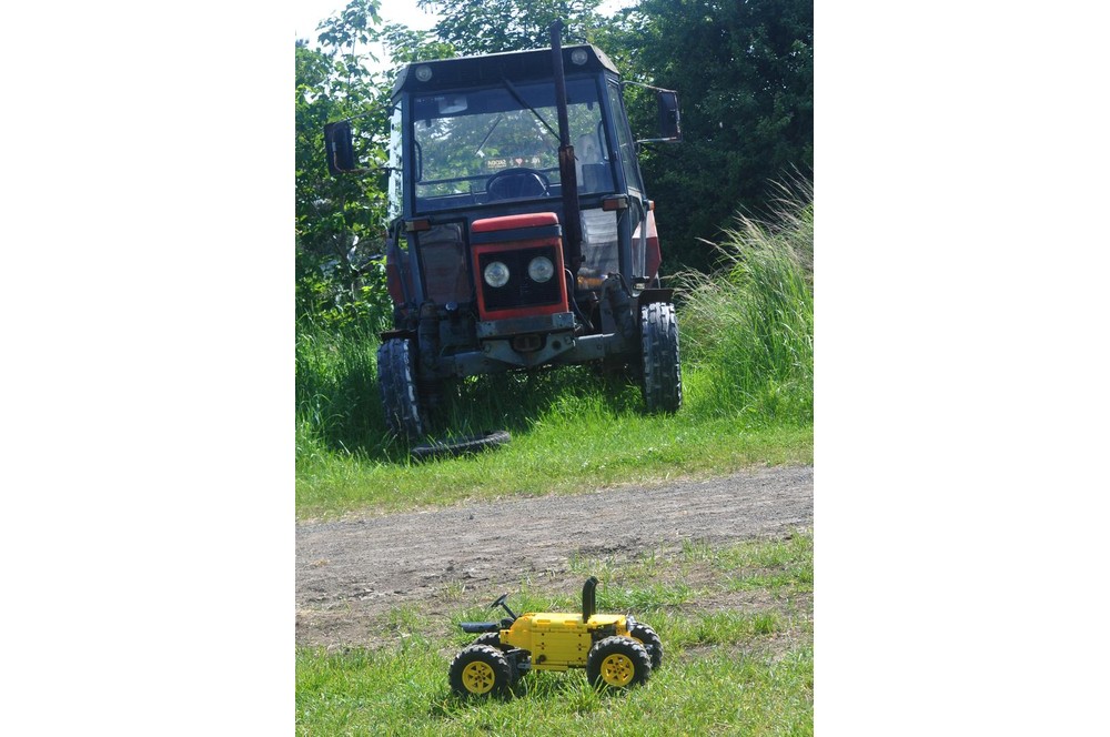 Lego Moc Rc Tractor By Kokodak Rebrickable Build With Lego
