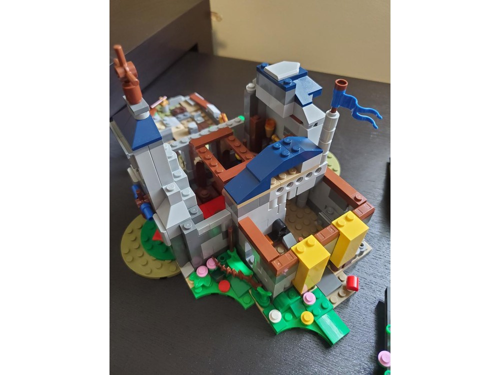Lego Moc Olden Chapel By Itsphlippy Rebrickable Build With Lego