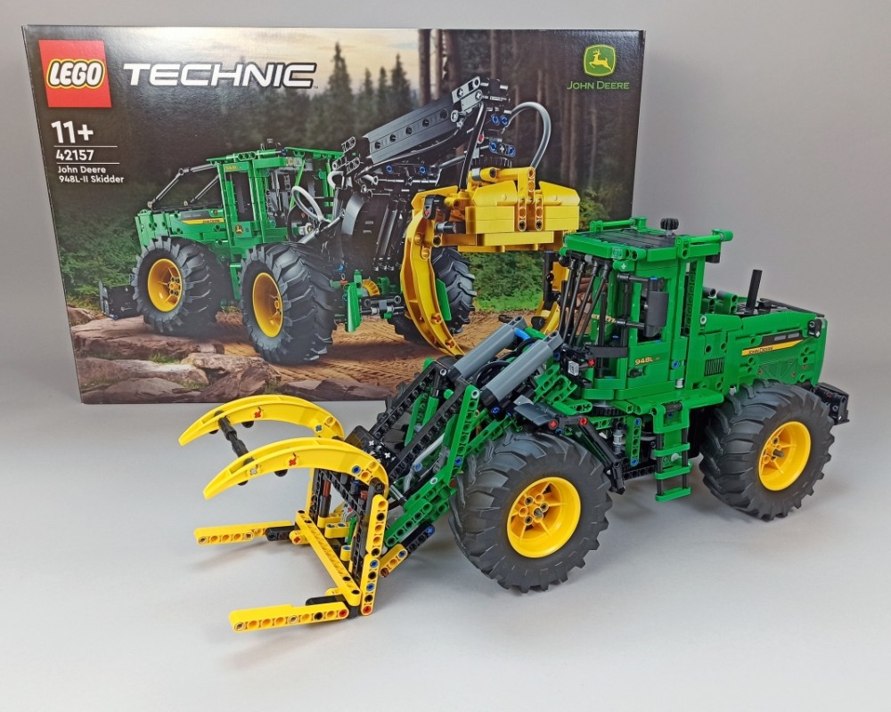 LEGO MOC 42157 Log Loader by M_longer | Rebrickable - Build with LEGO