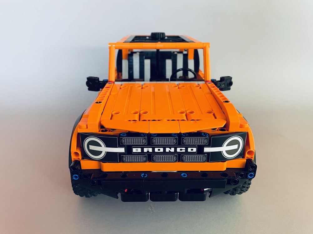 LEGO MOC 42126 C model - Ford Bronco by gyenesvi | Rebrickable - Build ...