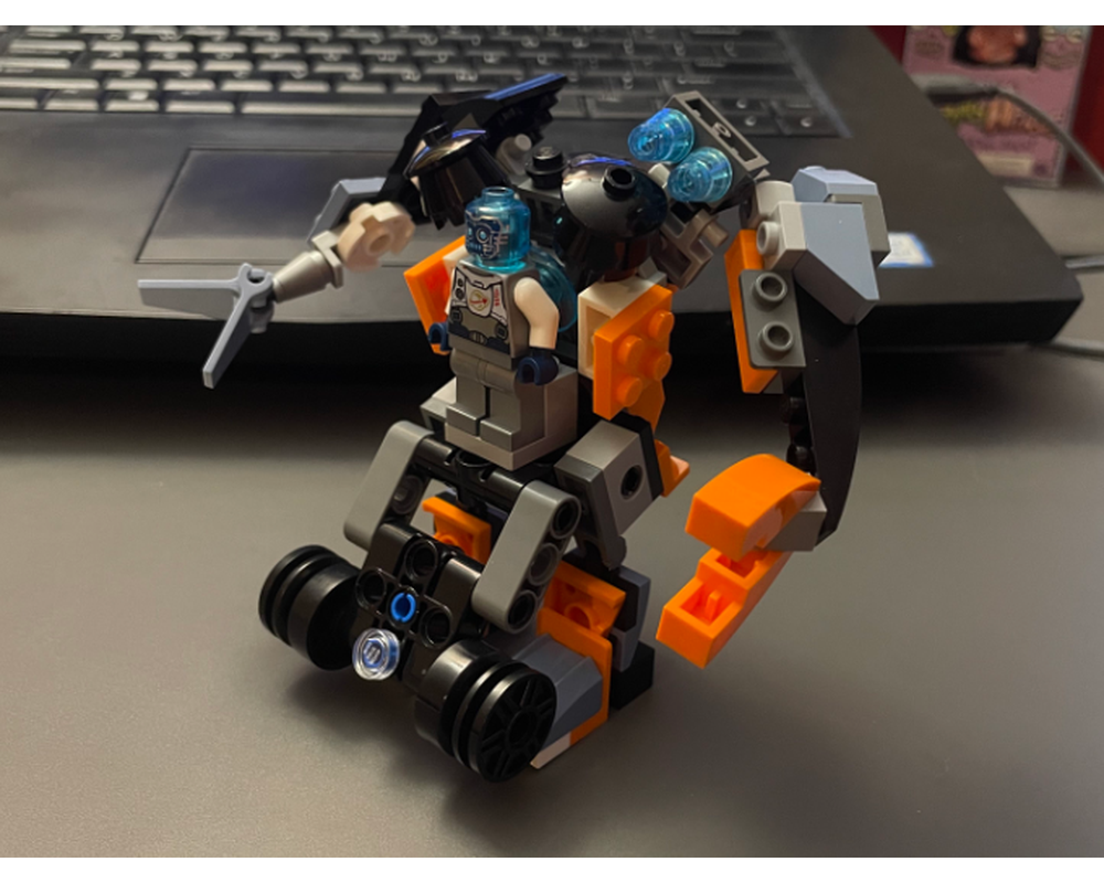 LEGO MOC My Cyber Drone Mech Suit by eric_nunya | Rebrickable - Build ...