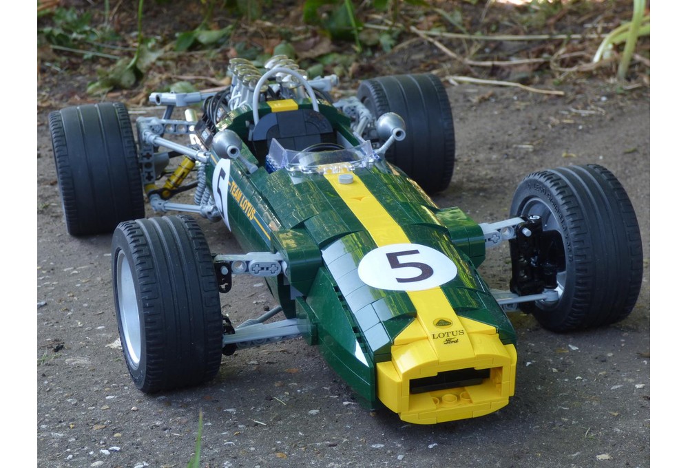 LEGO MOC Lotus 49 Jim Clark 1967 by BillBooma | Rebrickable - Build ...