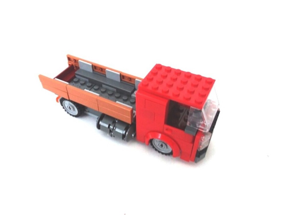LEGO MOC Red classic truck by studsandtubes | Rebrickable - Build with LEGO