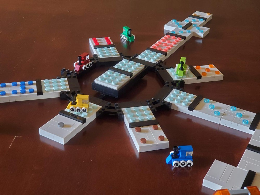 LEGO MOC Tiny Train by alohasurf | Rebrickable - Build with LEGO