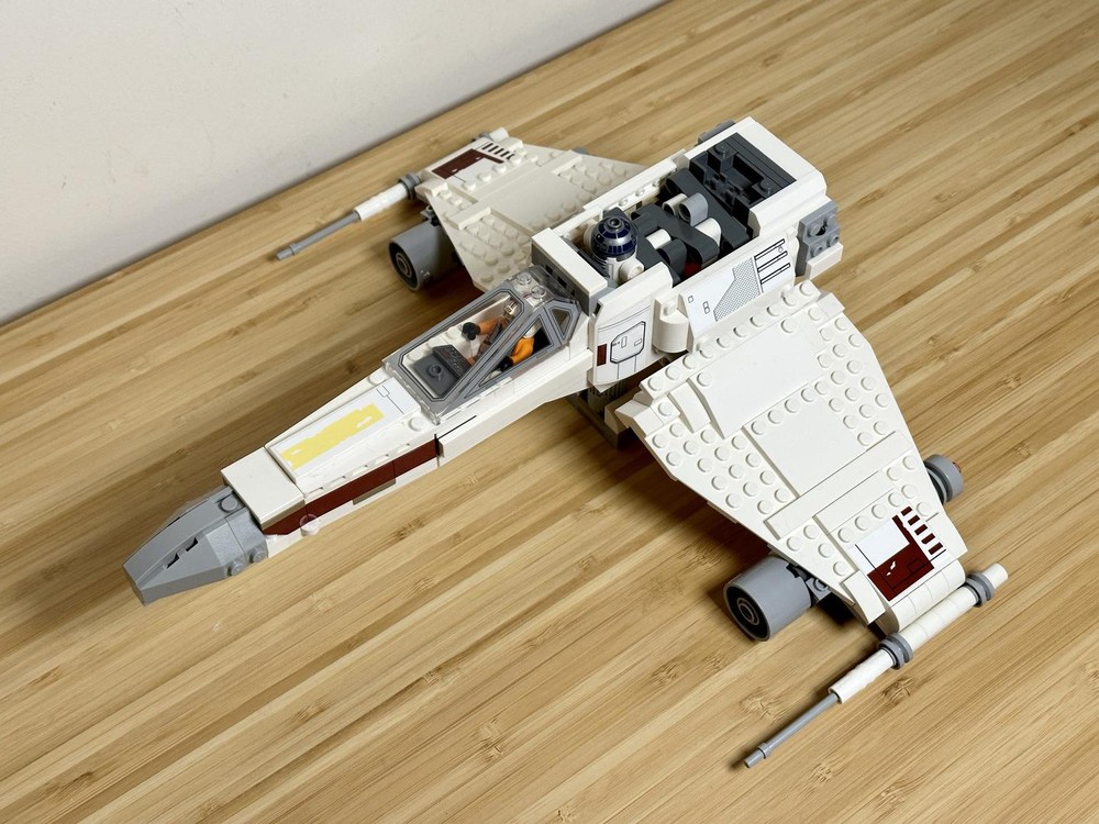 LEGO MOC New Republic E-Wing Starfighter – Alternate Build of 75301 ...