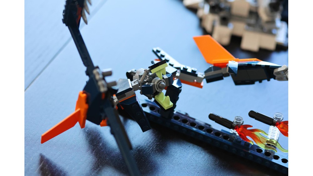 LEGO MOC Day of the Black Sun (31115, 31126x2) by the4thsentineljtch ...